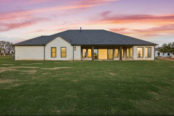 6920 CHESTNUT RIDGE – Tag & Associates